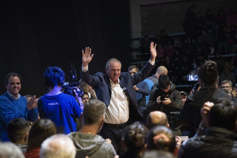 Río Cuarto: Martín Llaryora y Juan Manuel Llamosas suben la presión ...