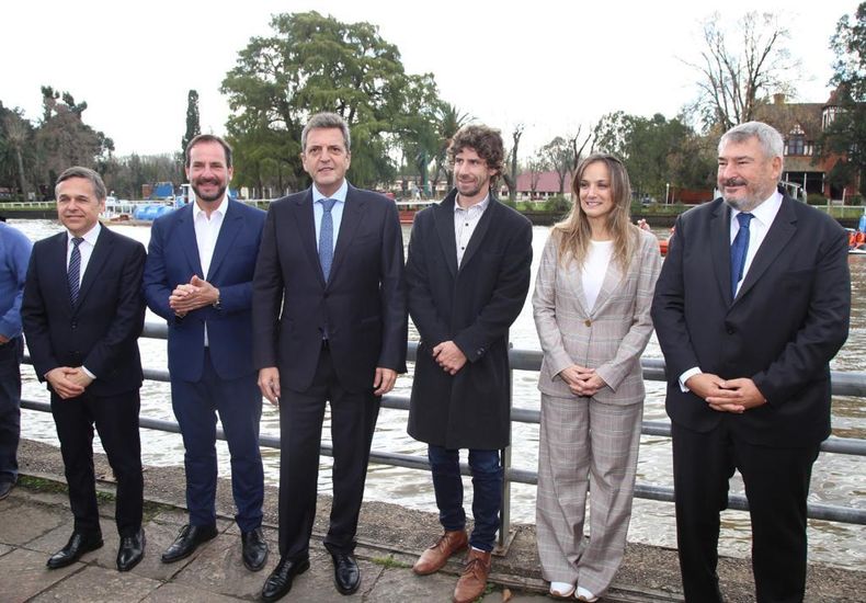 Daniel Scioli y Malena Galmarini, estrellas pascuales del peronismo de saldo