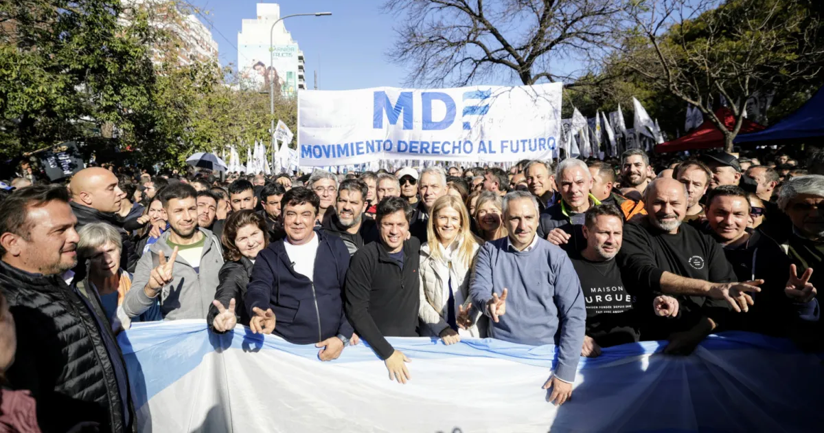 CGT: Axel Kicillof y La Cámpora se suman a la marcha, cada uno por su lado