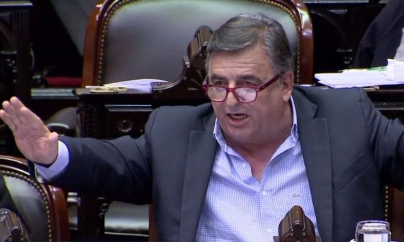 Jesús María, epicentro de la otra pelea de Rodrigo de Loredo y Mario Negri