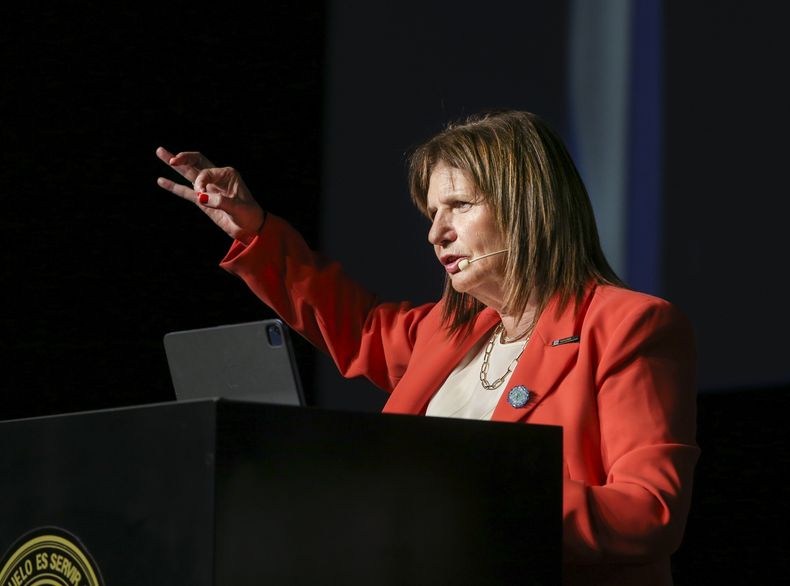 Patricia Bullrich: No vamos a hacer un cambio tibio