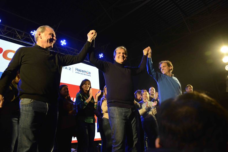 Río Cuarto: Llaryora ajusta el tablero con Llamosas en el Banco de ...
