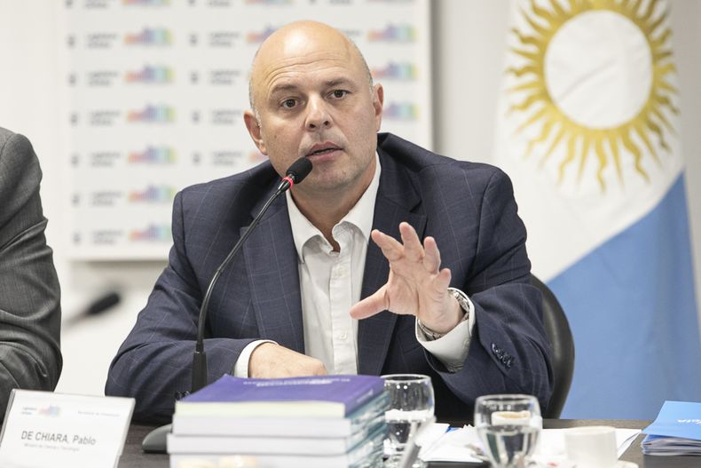 Javier Milei busca a otro cordobés, un puñal para Juan Schiaretti y la ...