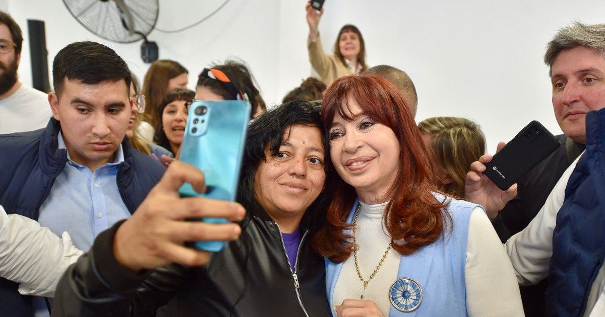 CFK presidenta del PJ: el desafío de una unidad con un peronismo en ...
