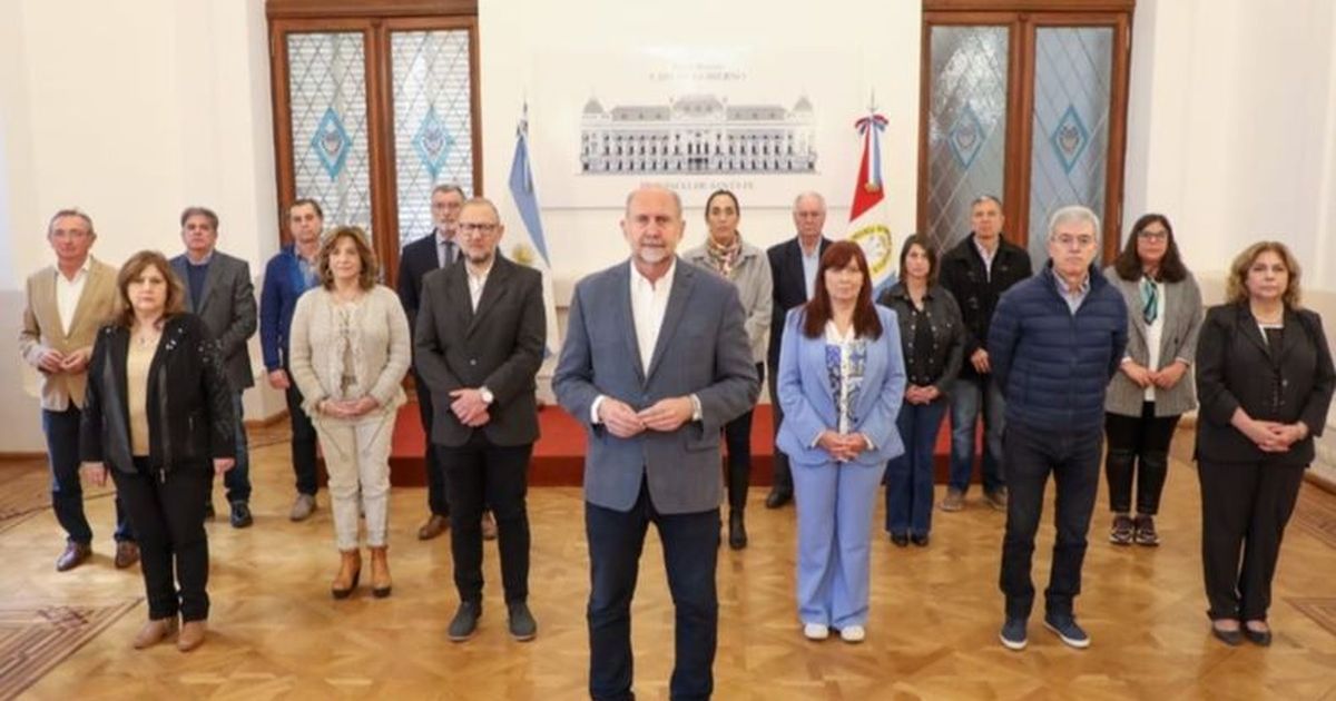 Perotti reunió a su gabinete para alinear la desaceleración del gasto