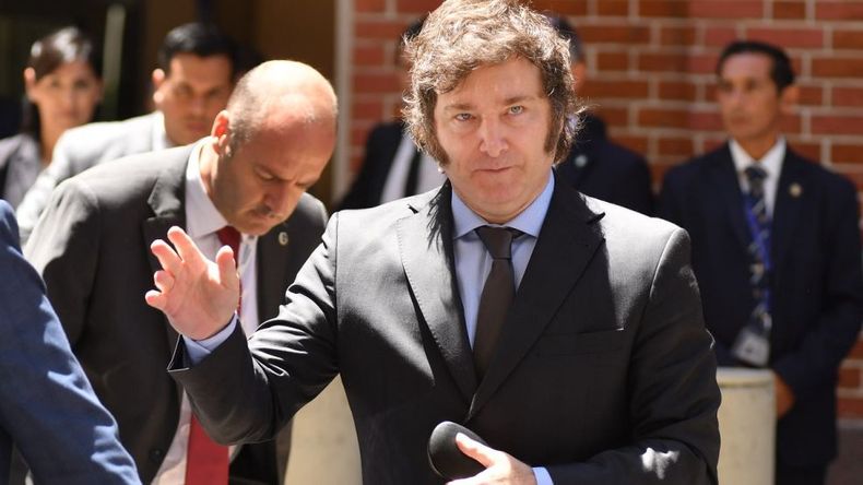 La SIDE de Javier Milei tendrá $100 mil millones extra para gastos ...