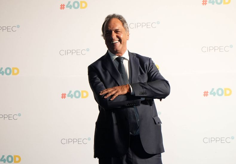 Y Daniel Scioli va: avales, búnker y foto con Kicillof