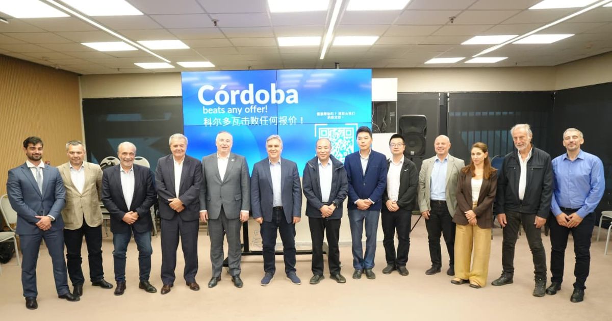 Eduardo Accastello llevó a Llaryora a la mesa con Fufeng para inclinar ...