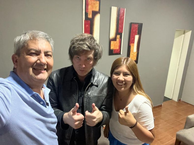 La Libertad Avanza tira la caña evangélica en una pecera de un millón ...