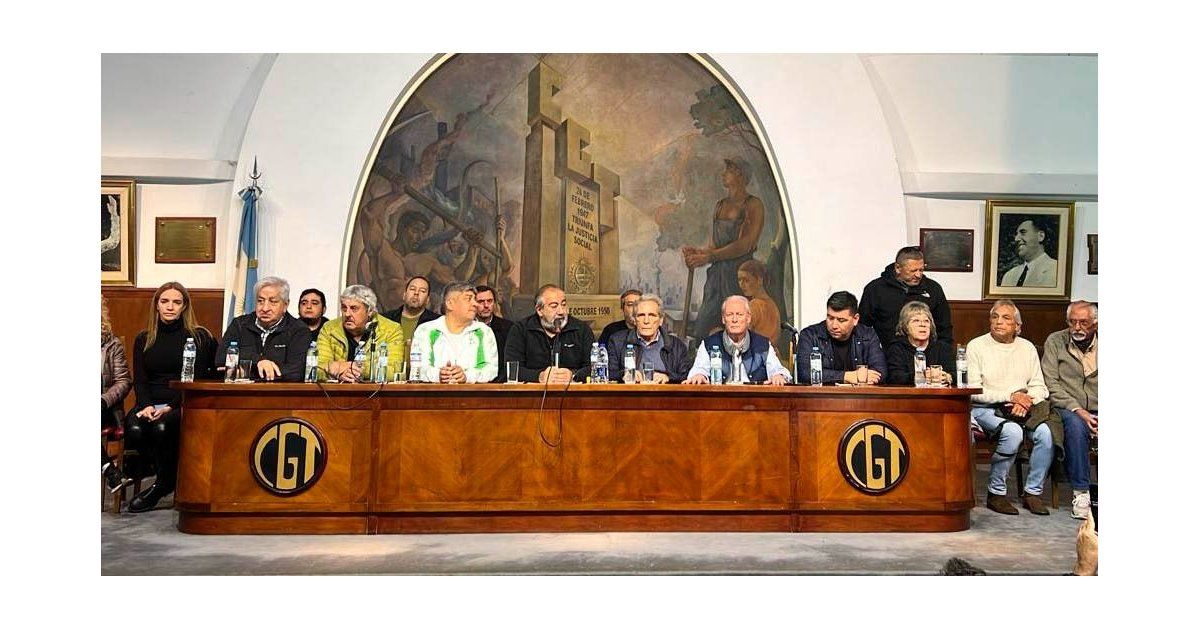 Pollo Sobrero - Para entender el poder - Letra P