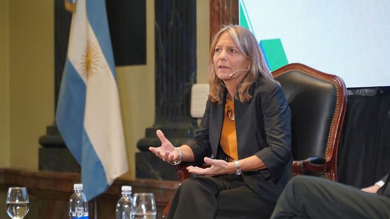 Javier Milei busca la ayuda de shoppings e industrias para que haya ...