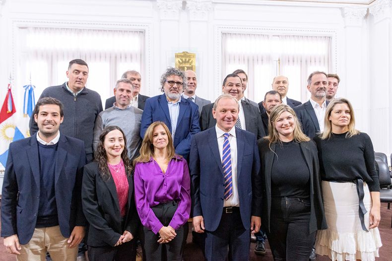 Quién es quién en el gabinete de Guillermo de Rivas: un mix que cumple ...