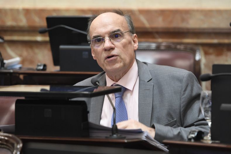 Pablo Blanco, en la mira: cómo cambió el voto del senador radical que desató la furia en Tierra ...