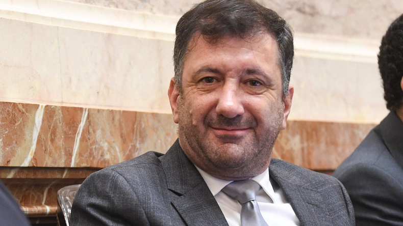 Edgardo Kueider y los tres personajes clave de su entorno: el primo, la ...