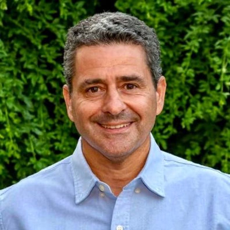 Un incondicional de Rogelio Frigerio se suma al team de Javier Milei en ...