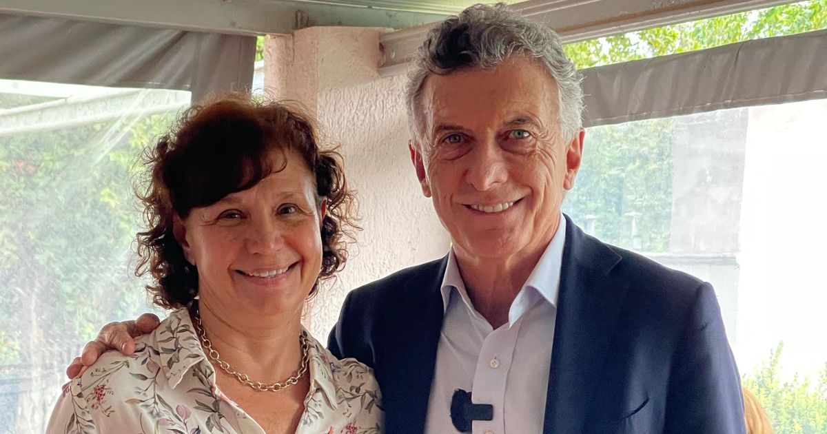 Con la bendición de Mauricio Macri, Sara Majorel se pone la 10 y sale a ...